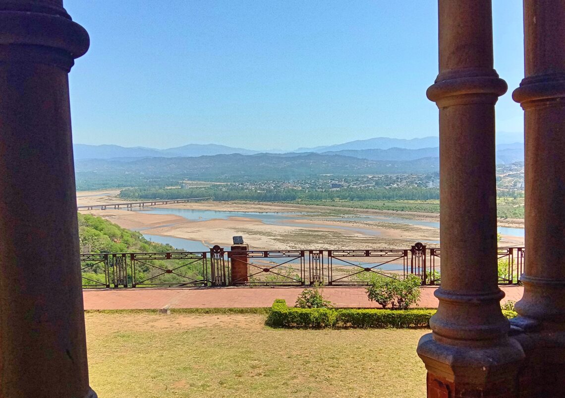 Amar Mahal Palace – Royalty preserved – Roaming Pirates